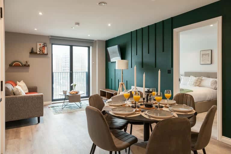 Aparthotel in Brighton - JF Property Partners