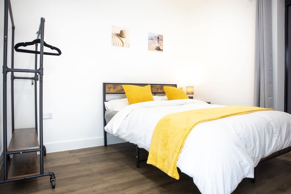 Aparthotel in Brighton - JF Property Partners